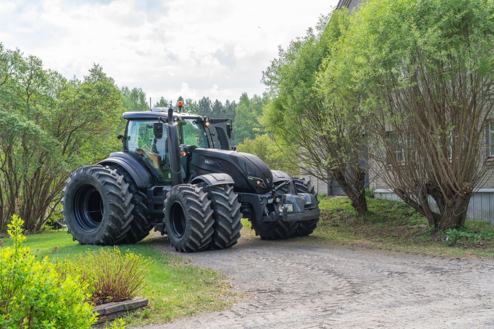Valtra T-serie - Akershus Traktor